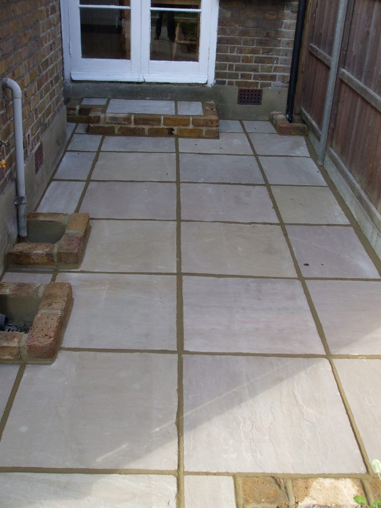 Autumn Buff – Garden Gurus | Creative Landscape Construction